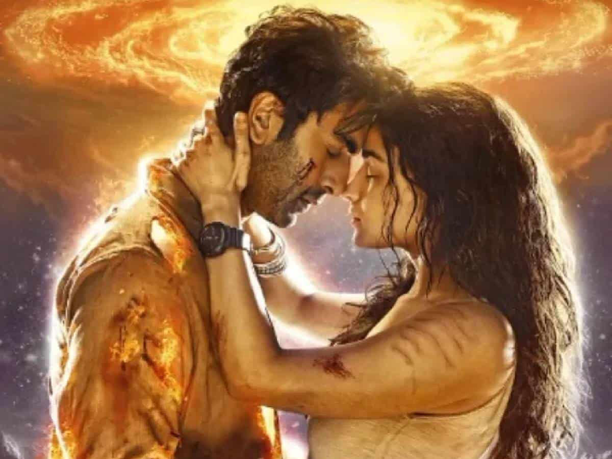 Brahmastra Movie Review, IMDB Rating, Box Office Collection Day 1 Report Download in Hindi Live ...