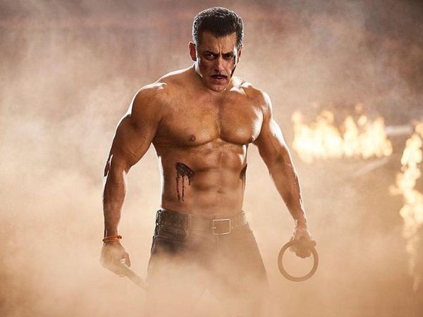 Salman Khan Shirtless Photos Salman Khan Shirtless Photos साल 2020