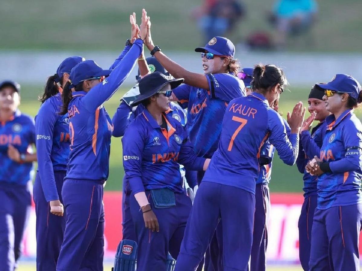 IND-W vs PAK-W Live Score, India vs Pakistan Women's World Cup Match ...