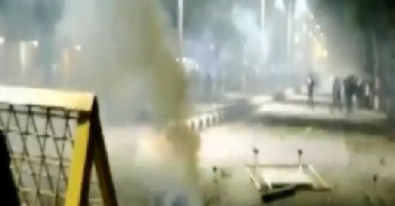 CAA के खिलाफ हिंसक प्रदर्शन; AMU के 1000 छात्रों के खिलाफ केस दर्ज ...