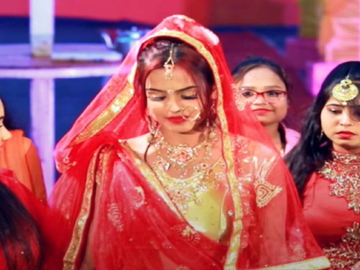 Ankush Raja And Shilpi Raj New Superhit Bhojpuri Song Dekh La Ye Sali ...