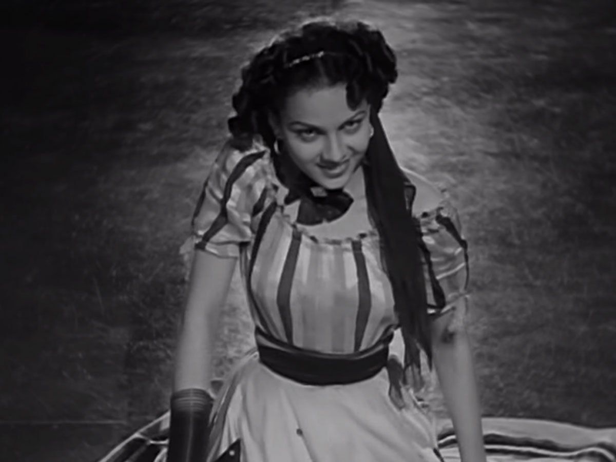 Cuckoo Morey First Item Girl Of Bollywood Died Penniless Due to Cancer ...