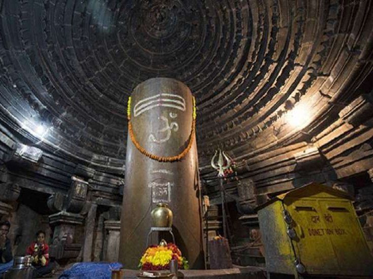 Vastu tips for Shivling: शिवलिंग से मिलेगी सुख-शांति और समृद्धि, वास्तु ...