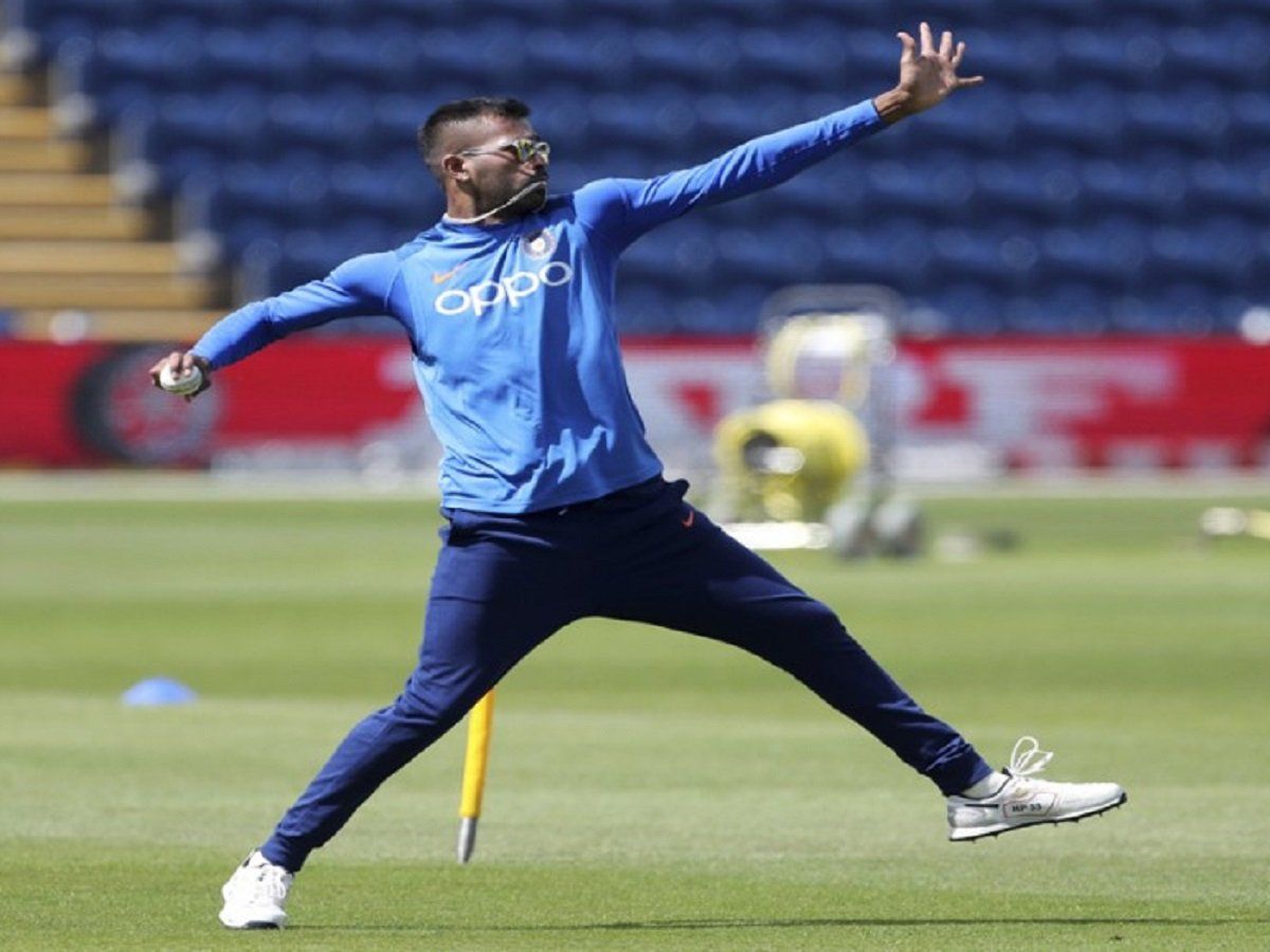 Hardik Pandya: Hardik Pandya does bowling during Indian cricket teams ...