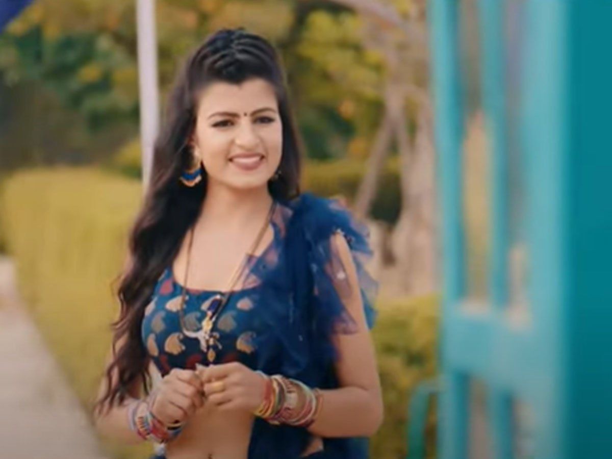 Haryanvi song: हरियाणवी गायिका रुचिका जागिड़ का नया गाना रिलीज, देखें ...