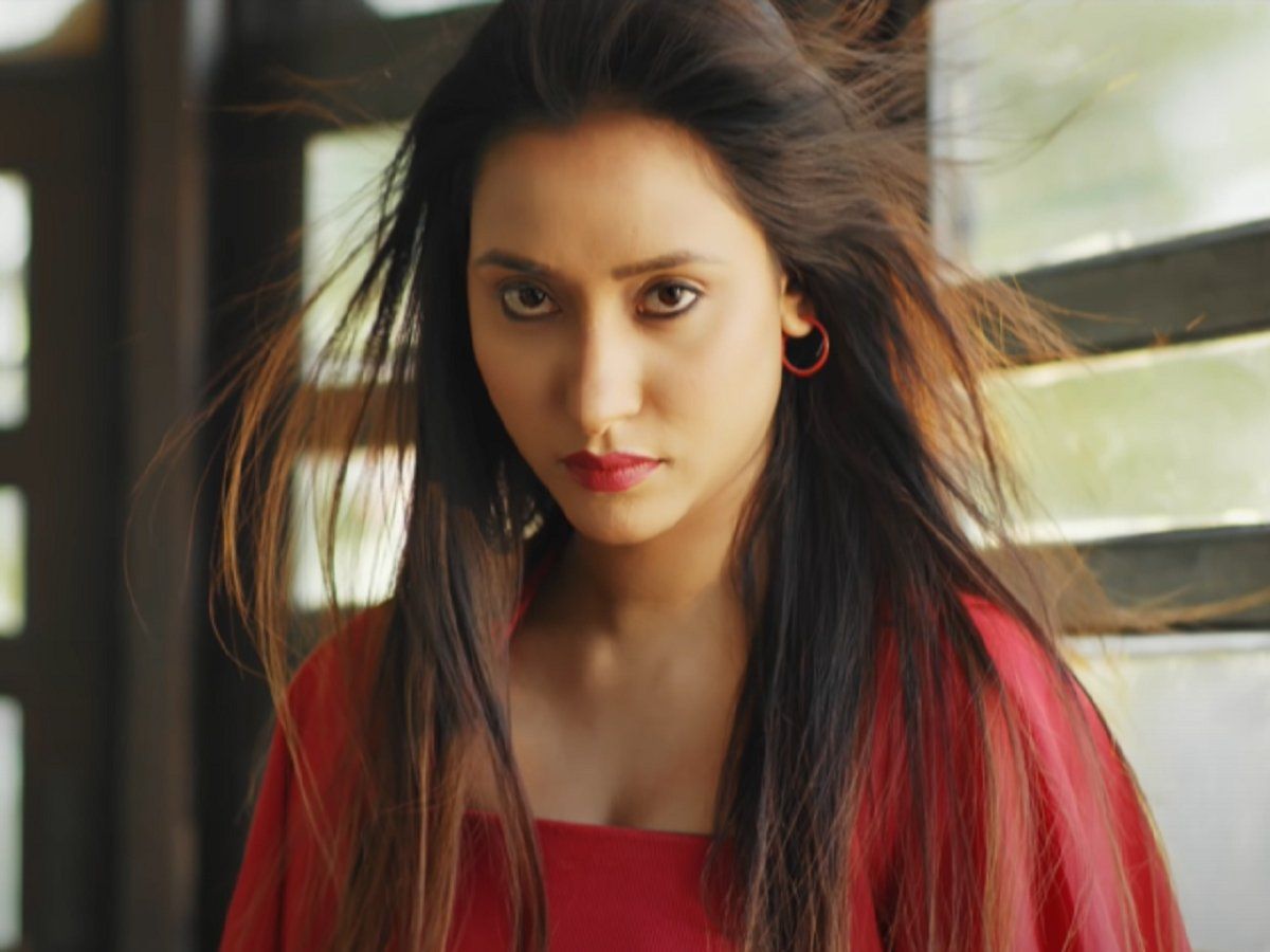 Manisha Sharma And MD Desi Rockstar Superhit Haryanvi Song 12 Kille ...