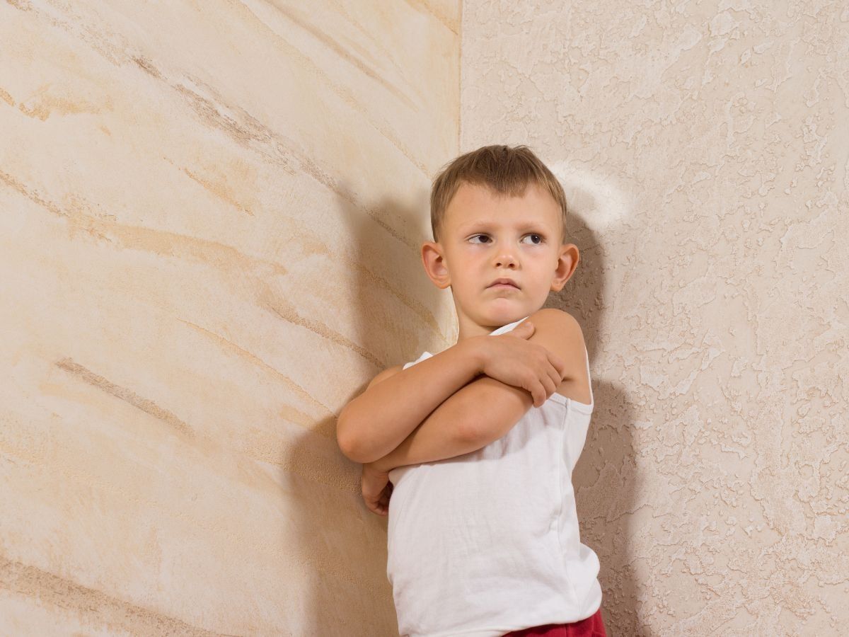 Introvert Kids: Try these tips to make introvert kids friendly ...