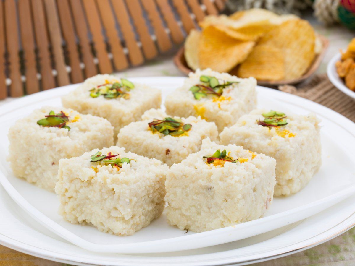 Kalakand Recipe: Make Kalakand on Rakshabandhan here is a simple recipe ...