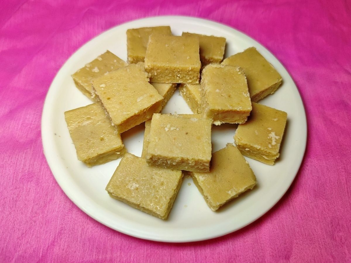 How to make Malai Mawa Barfi in Market Style at home: Malai Mawa Burfi ...