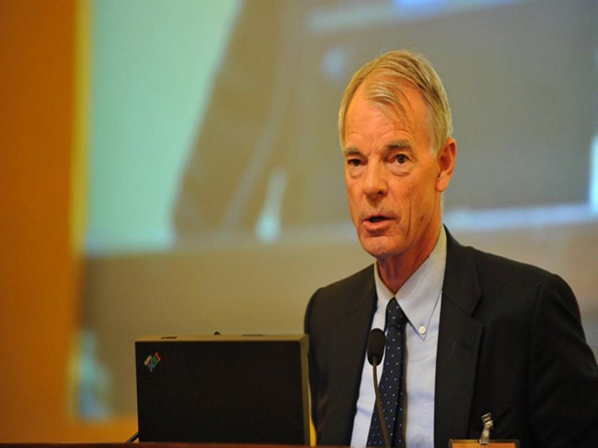 Mobile internet enabling inclusive growth: Nobel laureate economist ...