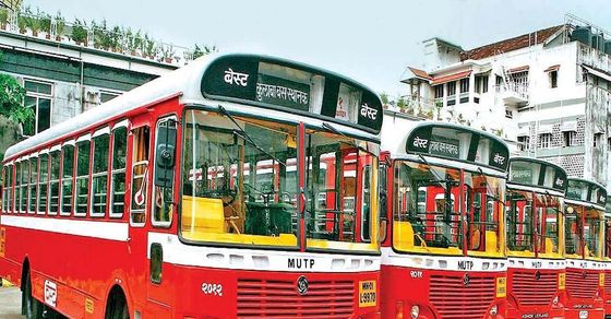 Mumbai BEST Service: Mumbai BEST Buses passengers buy ticket with smart ...