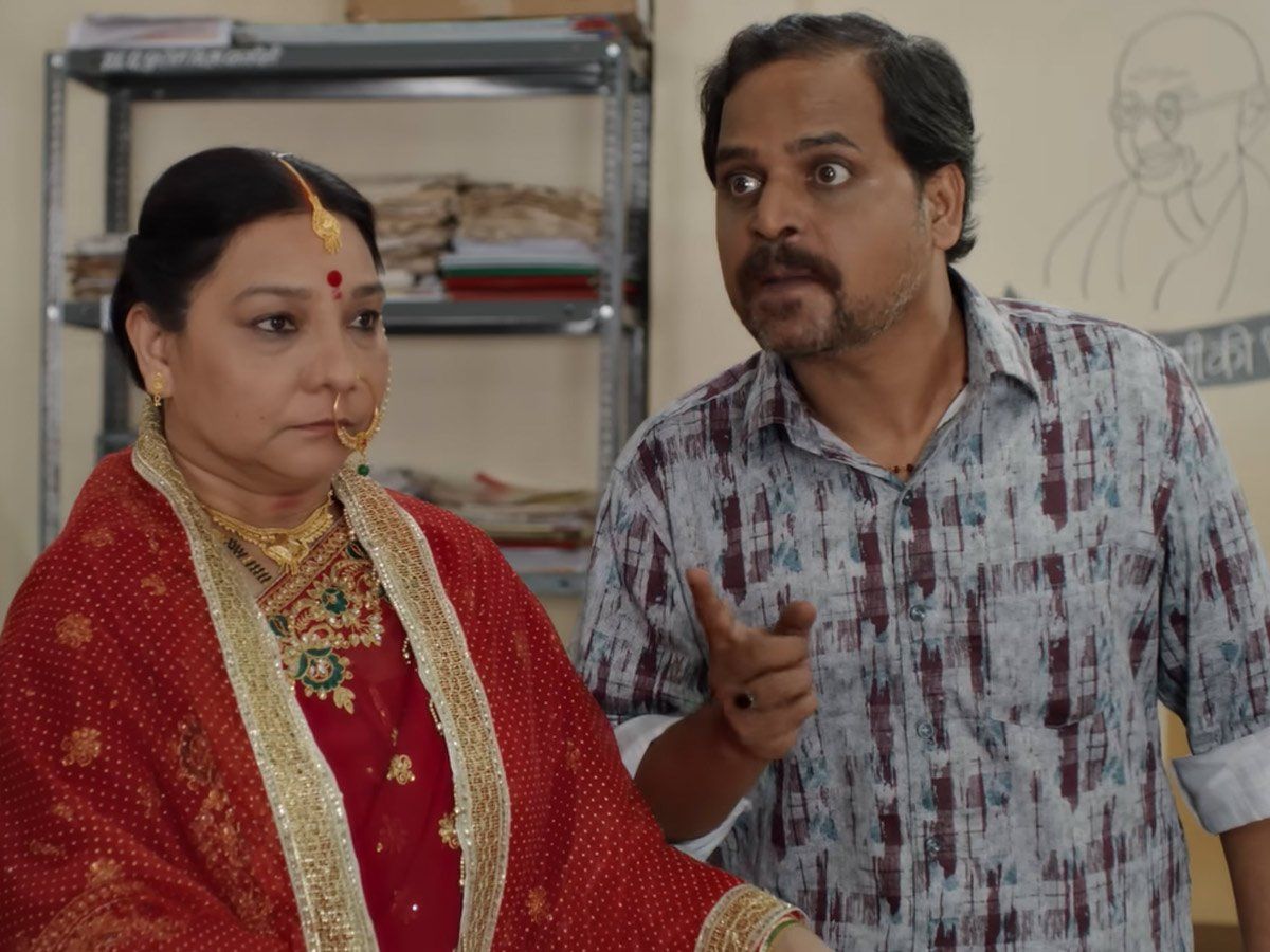 Panchayat Season 2 Actor Durgesh Kumar AKa Bhushan Life Interesting ...