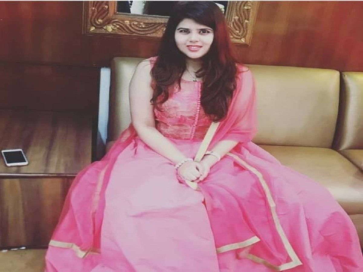 Pankhuri Pathak: अखिलेश के करीबी नेता के साथ सात फेरे लेंगी पंखुड़ी ...