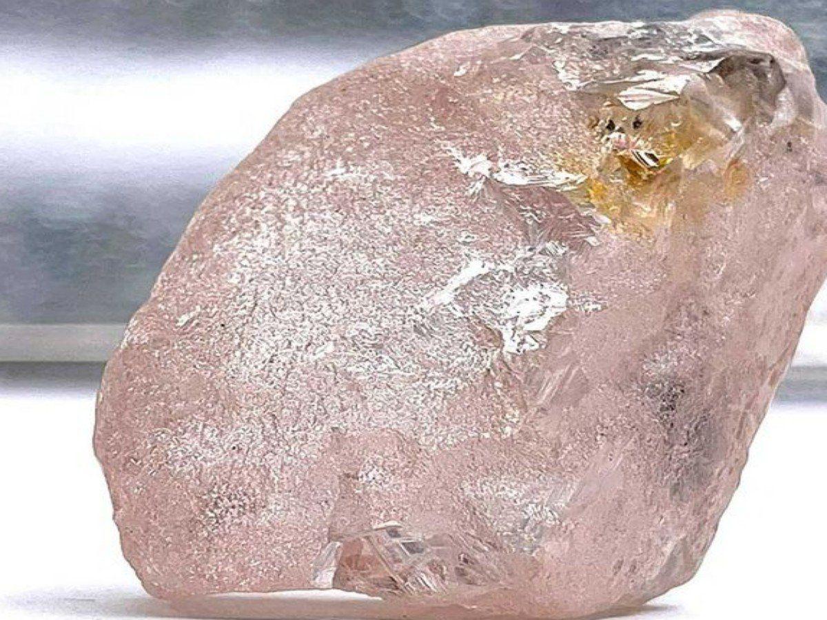 Rare pink diamond Found in Angola May Be The largest seen in 300 years ...
