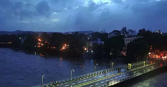 Pune Bridge: Shrimant Mahadaji Shinde bridge connecting Aundh and ...