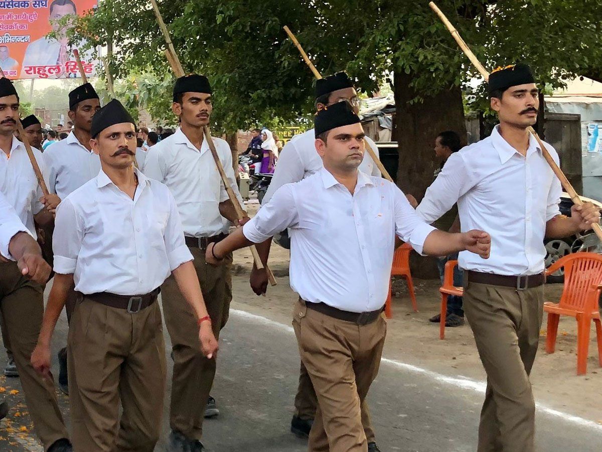 Path Sanchalan Of RSS in OTC First year in Khurja-संघ शिक्षा वर्ग में ...