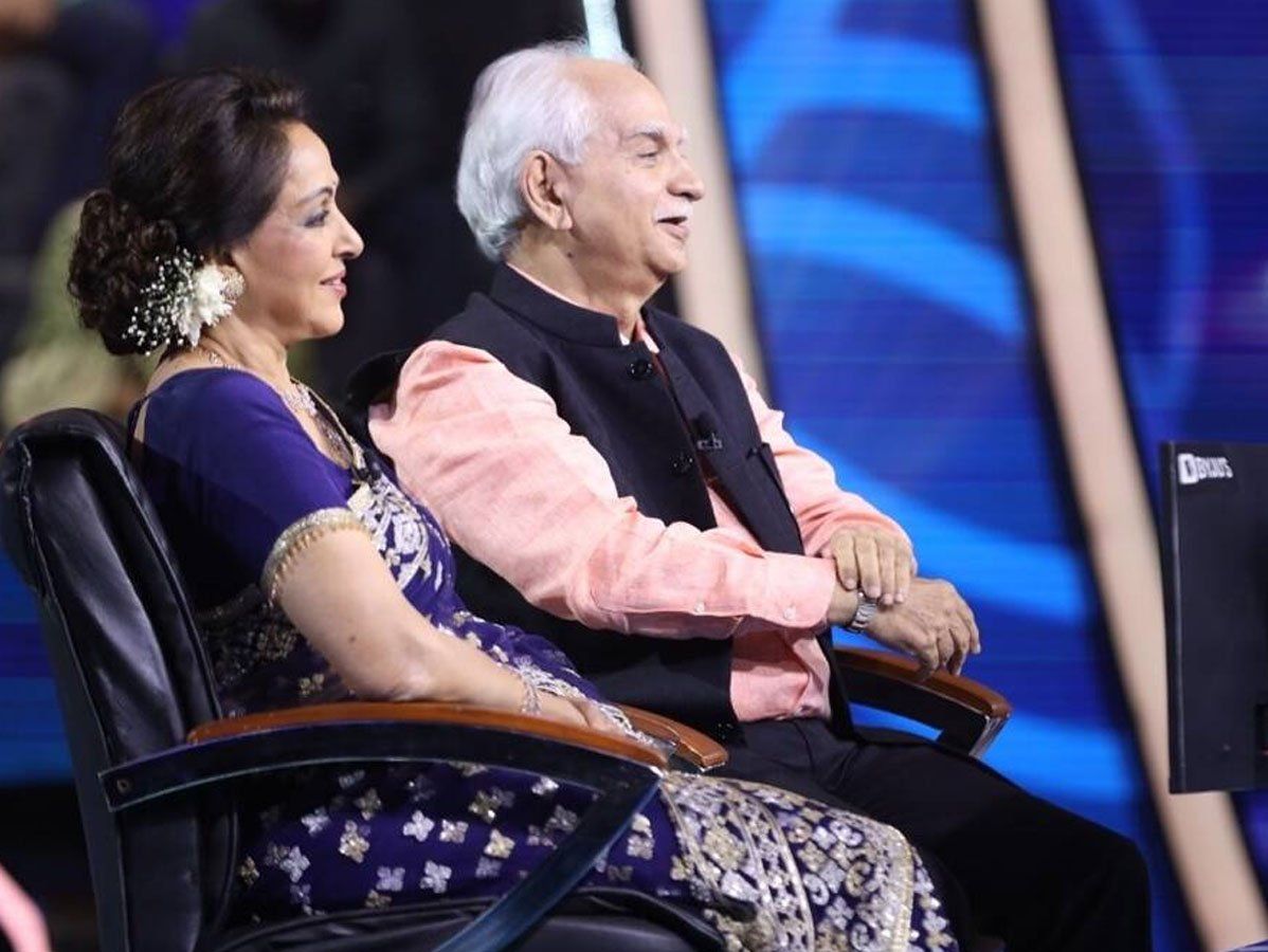 Ramesh sippy birthday director of sholay who makes Hema malini a ...