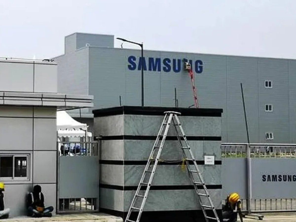 Samsung factory in Noida | Samsung left China and came to Uttar Pradesh ...