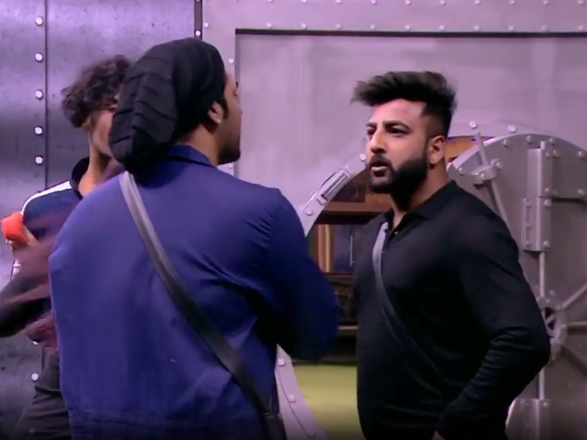 Bigg Boss 13: पारस छाबड़ा से भिड़े शहनाज के भाई शहबाज, कहा- माहिरा का ...