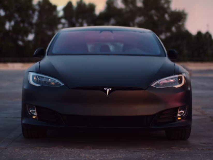 Tesla Baby Woman gives birth in front seat of Tesla car
