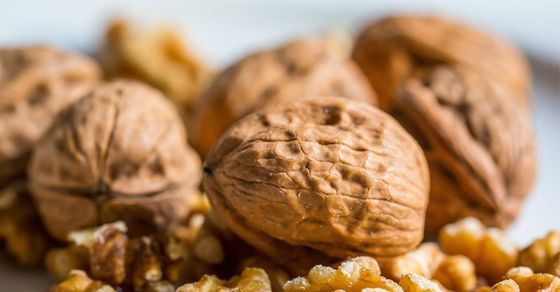 Skin Care Tips: walnut shells removes skin problems walnut shells ...