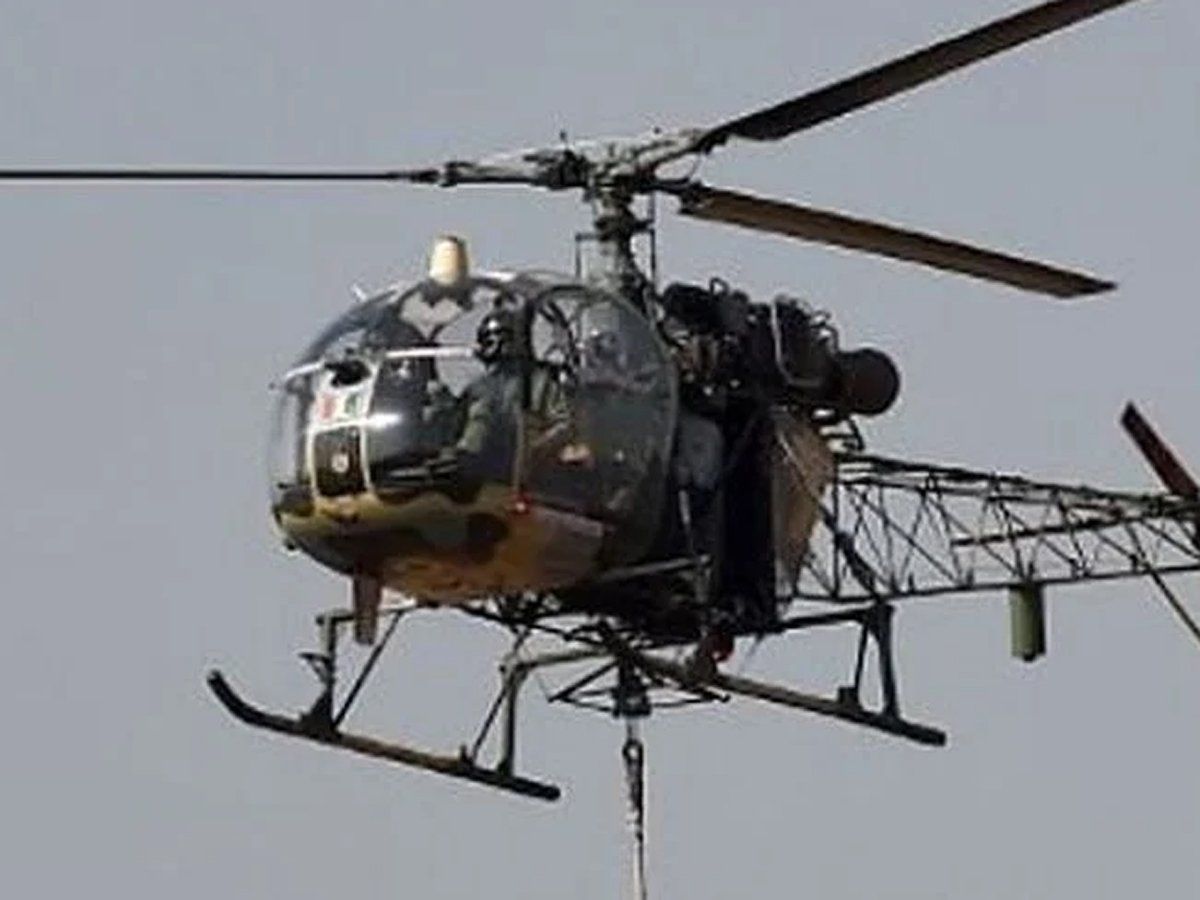 chetak and cheetah helicopters, पुराने होते चीता/चेतक हेलिकॉप्टर पर ...