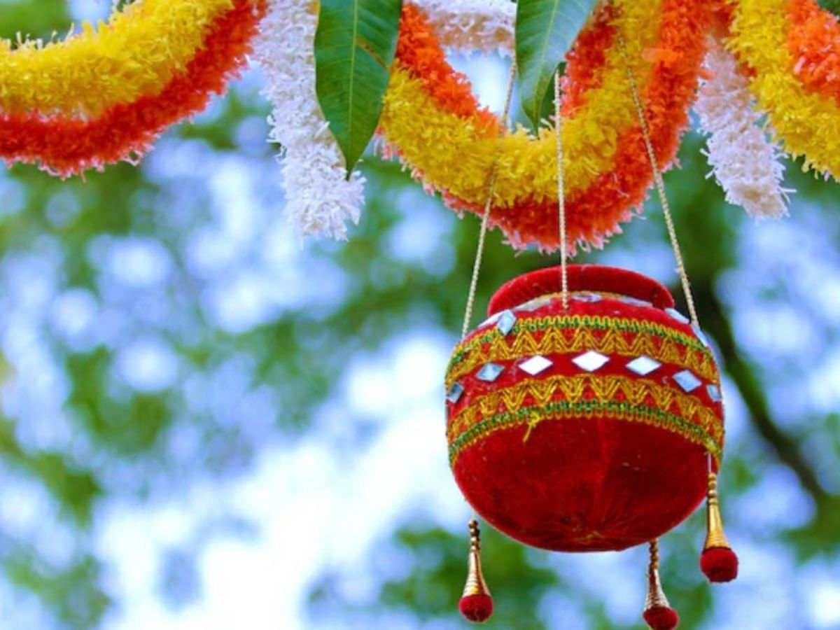 Janmashtami Dahi Handi: Dahi Handi 2022 kab hai kyon manaya jaata hai ...