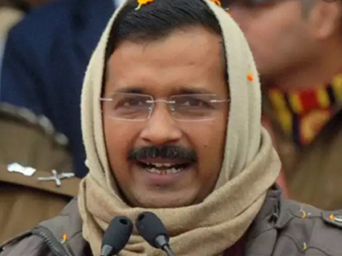a man asked to Arvind Kejriwal where is your muffler delhi cm answerd ...