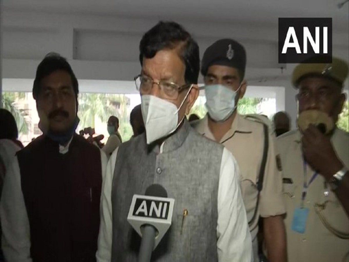 बिहार कांग्रेस विधानदल की बैठक में हंगामा, Uproar in Congress ...