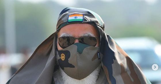 PM Modi in Army Uniform| 'ना तो ये सेना प्रमुख हैं, ना ही अधिकारी, फिर ...