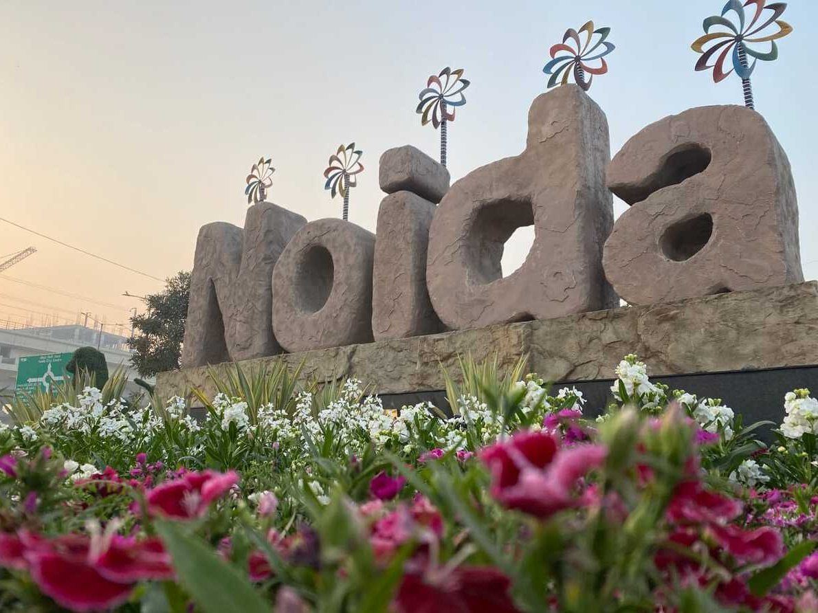 Noida News: Every bank is making Noida number-1 in beauty and ...