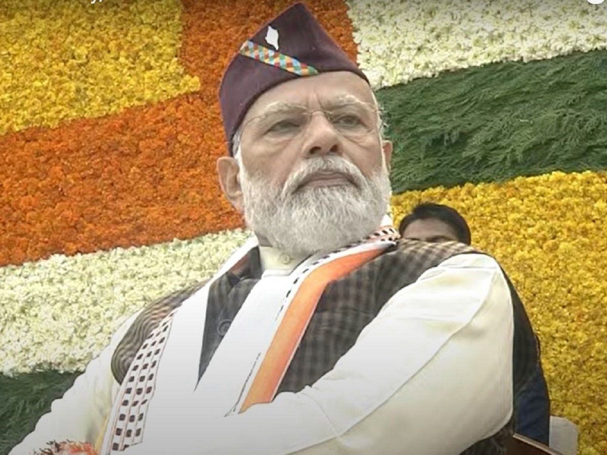 PM Narendra Modi wears special cap with Brahmakamal sign, what is means ...