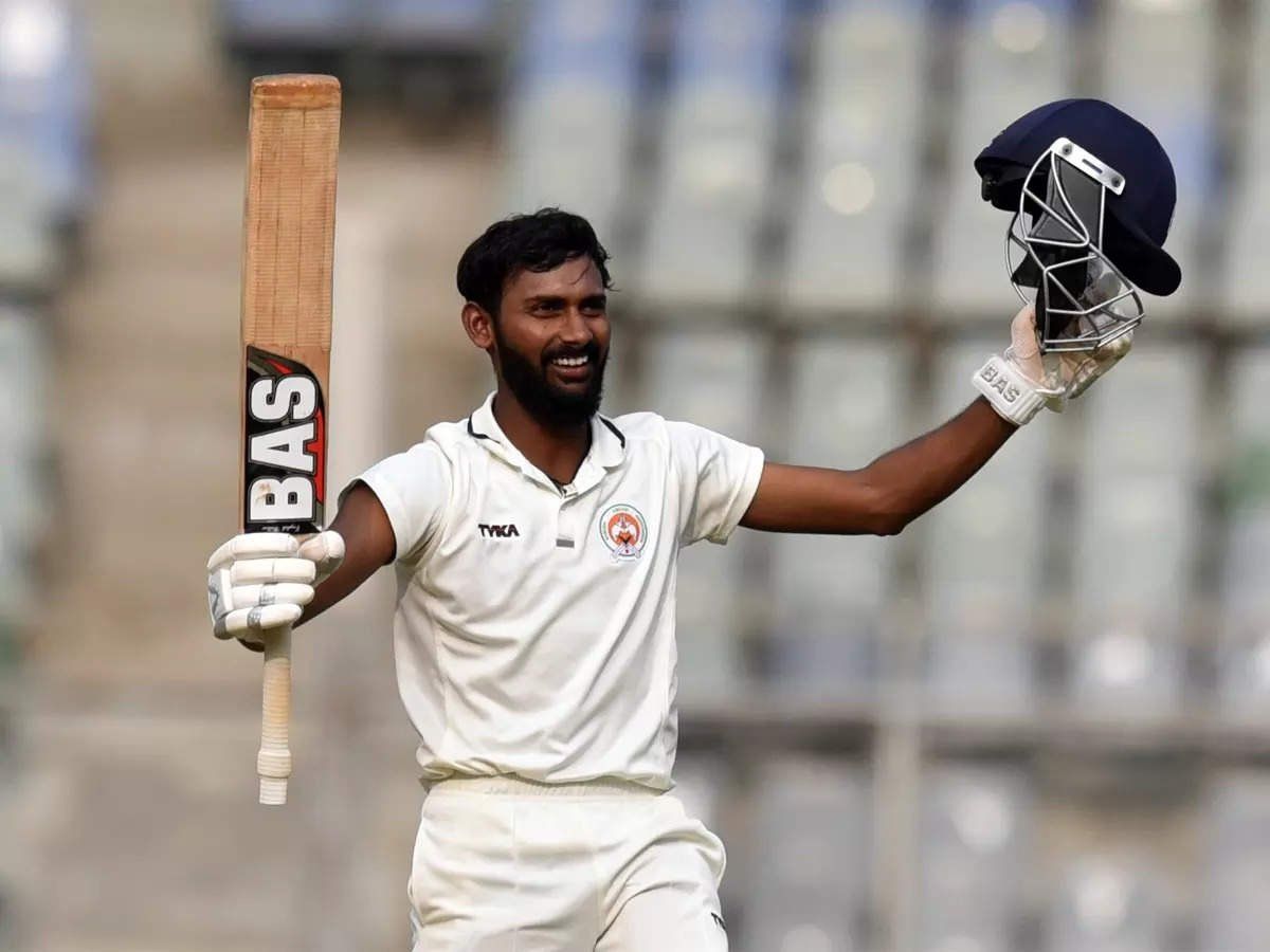 Vishnu Solanki Ranji Trophy, Vishnu Solanki playing ranji trophy match ...