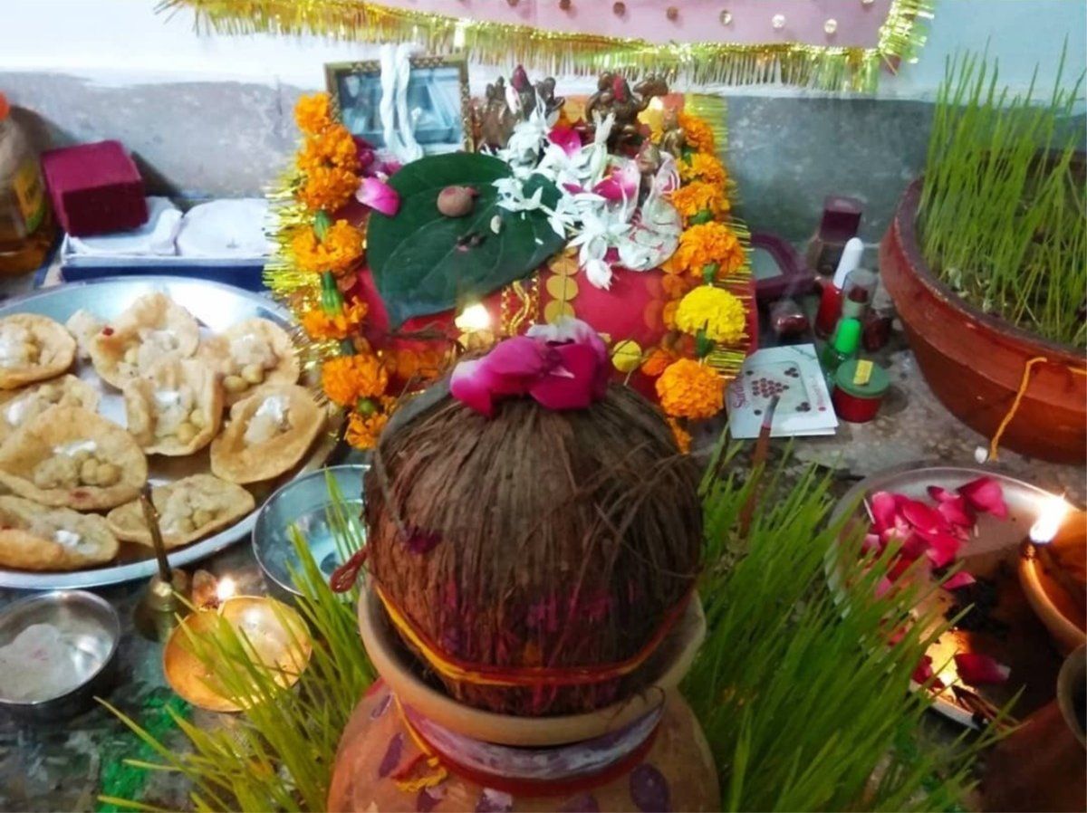 Navratri 2019 Kalash Sthapana vidhi Samagri नवरात्रि कलश स्‍थापना 2019: जानें घर पर कैसे करें ...