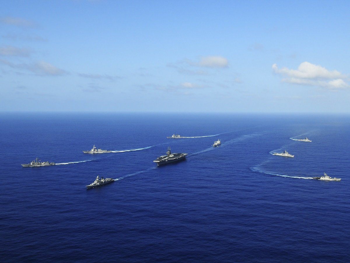 Indian Navy Exercise, अरब सागर में भारतीय नौसेना दिखाएगी अपना दम, लड़ाई ...